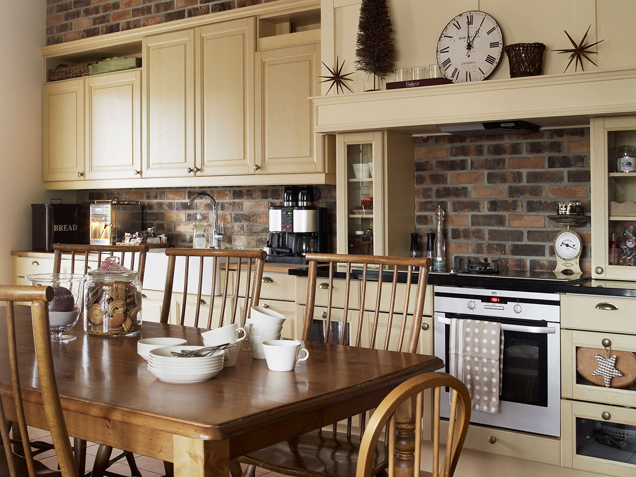 Rauhala - Kannustalo